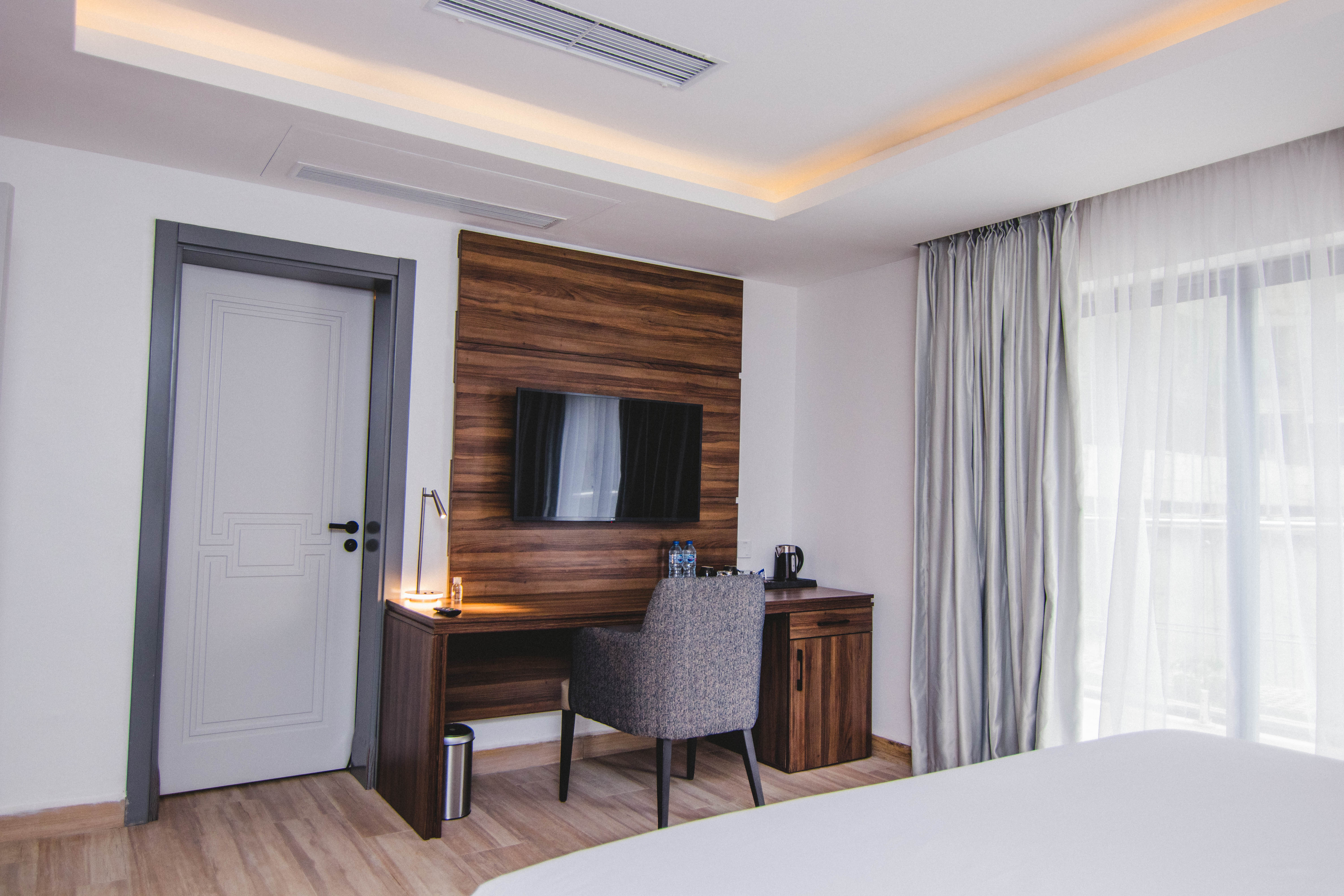 Classic room – The Safron Hotel